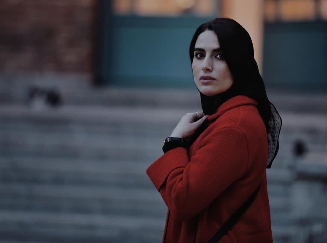 بیوگرافی رها خدایاری بازیگر و همسرش با عکس جدید